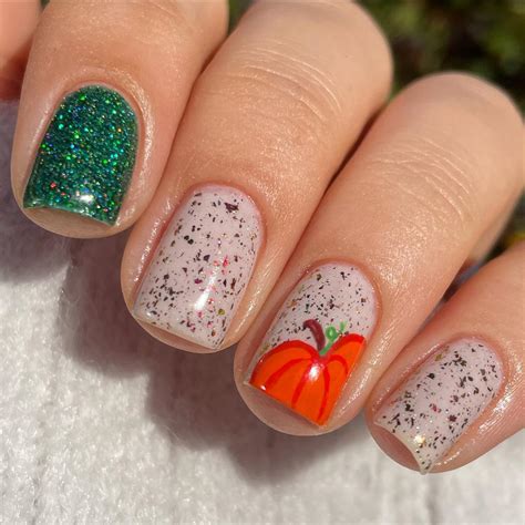 21 Pumpkin Nail Ideas For 2024 Fall Halloween Acrylic Designs