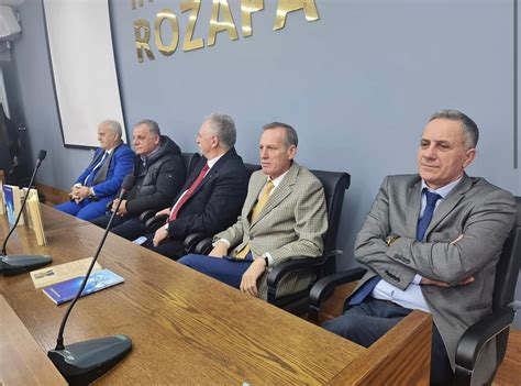 Agron Çela Agron Cela Official • Instagram Photos And Videos