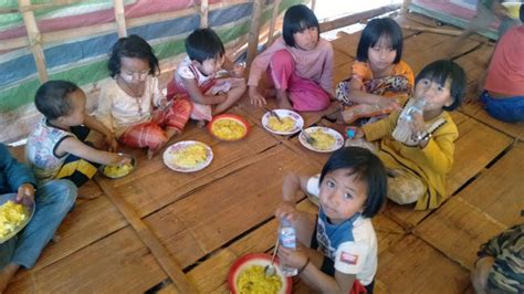 လက်နက်ကြီးပစ်ခတ်မှုကြောင့် ဒီးမော့ဆိုက ဒေသခံငါးထောင်ကျော် အိုးအိမ်စွန့