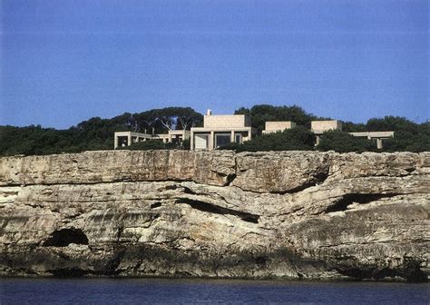 Can Lis House By Jørn Utzon Reinterpreting The Traditional Methods