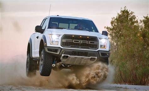 Ford Mostra Em Vídeo No Deserto Do Mojave Por Que A F 150 Raptor é A