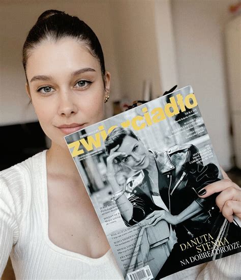 Najnowszy Numer Zwierciadła Ze Wspaniałą Danutą Stenką Już W Kioskach 💛 To Była Ogromna