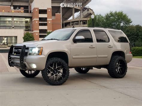 2007 Chevrolet Tahoe With 24x12 57 Vision Sliver And 35 12 5r24 Gladiator Xcomp Mt And
