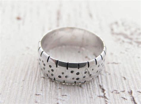 Sterling Silver Striped And Dot Ring Evesbeads