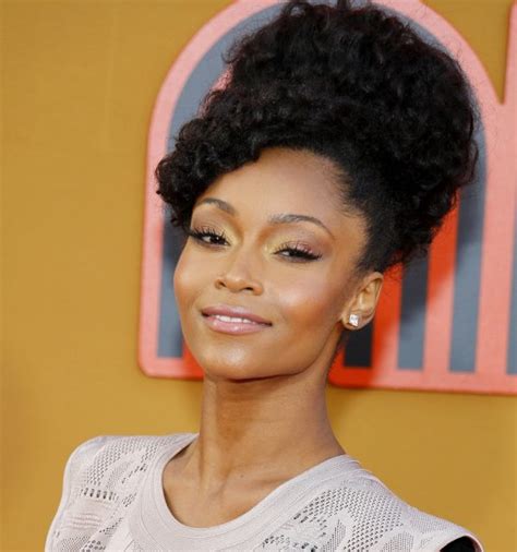 40 Celebrity Actors And Actresses With Curly Hair April 2026