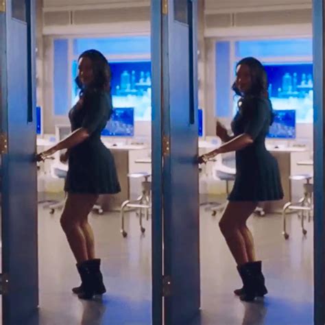 Candice 🍑 Patton Scrolller