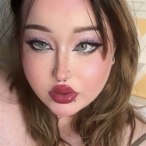 Eden ᐟ ♡ Eden Daae Snapchat Stories Spotlight And Lenses