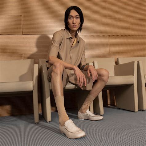 Meeting Room — Lucky Assembler