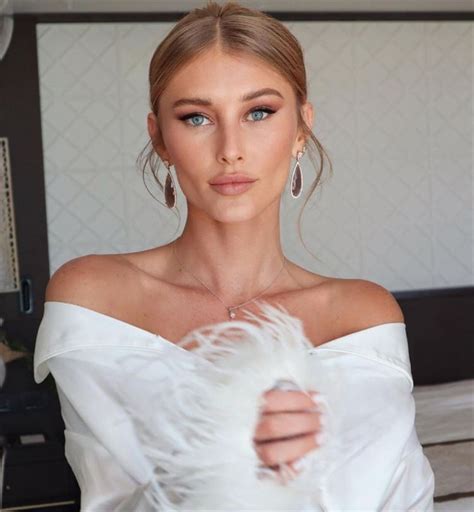 הדוגמנית עפה על שתי החתונות שלה המעצב ויוי בלאיש וואלה מזל טוב