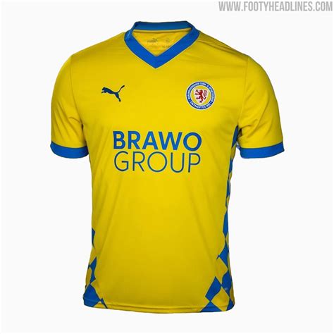 Sortie Du Maillot Domicile De Braunschweig 24 25 Footy Headlines Fr