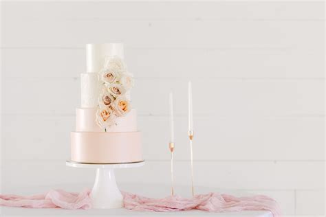 Amazing Pink Wedding Cakes