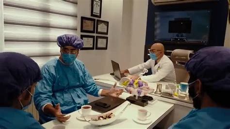 دیجیتال برندینگ دکتر داودیان نماشا