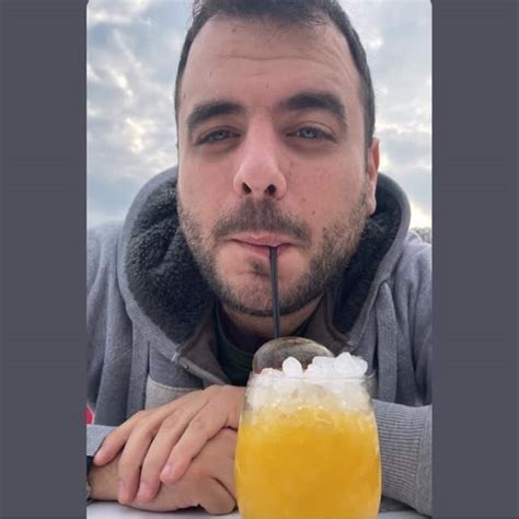 Αντώνης Κοντός Antonis Kontos • Threads Say More