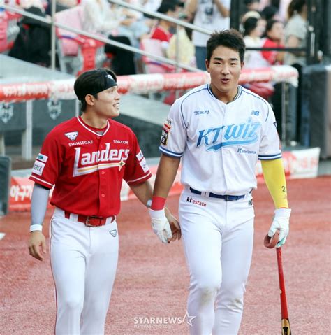 포토 내 소중한 배트링 찾아줘서 고마워요 안현민 스타뉴스