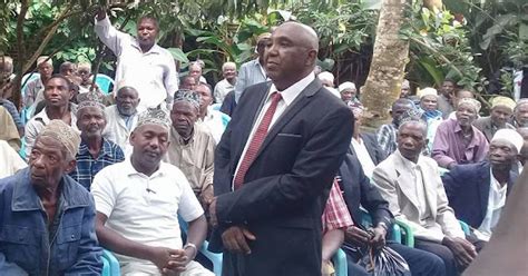 Lancien Premier Ministre Halidi Ibrahim Candidat Au Gouvernorat D