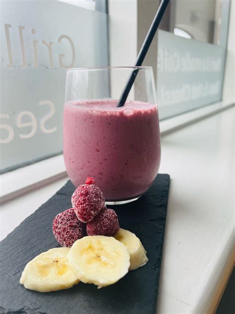 Banana Raspberry The Fern