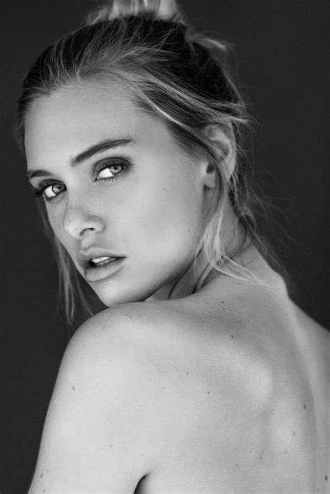 Ellie Ottaway Metro Models