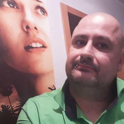 Lisa Rocketcock Top On Twitter Nickynice Willst Ein Schluck Sekt Challenge