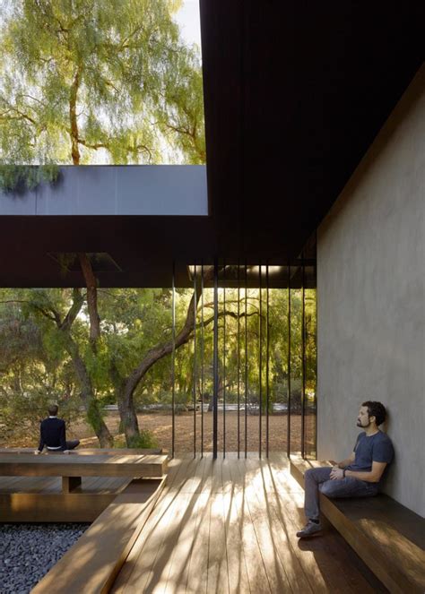Aidlin Darling Uses Rammed Earth For Stanford Meditation Centre