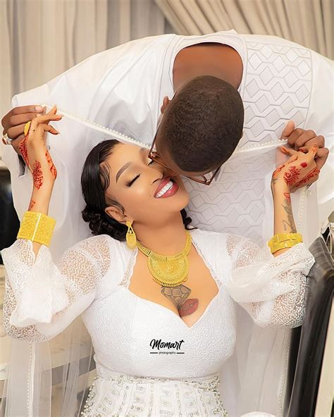 Al Khayri Lacteur Bathie Massamba Dévoile Son épouse Photos