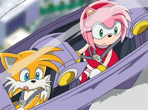 Tails And Amy By Tailsfan2025 On Deviantart