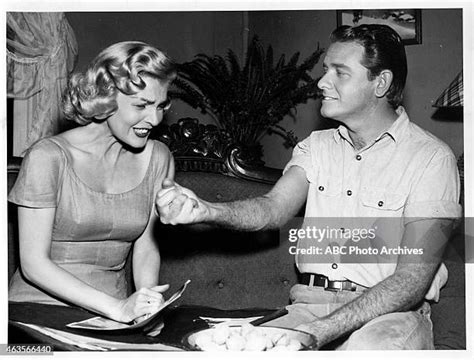 Peggy Knudsen Photos And Premium High Res Pictures Getty Images