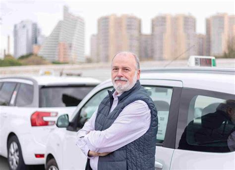 The D1 And Minibus Licence Cost Uk