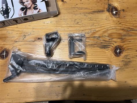 Brat Microfon Birou Humulesti • Olx Ro