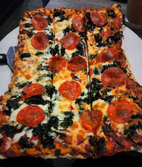 Amedeo Restaurant And Lounge Cranston Ri 02920 Menu Hours Reviews And Contact