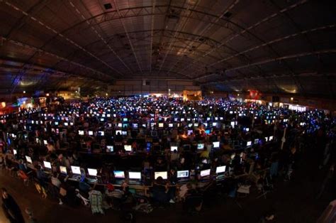 Lan Parties Live On How The Internet Hasnt Killed Them Off Yet