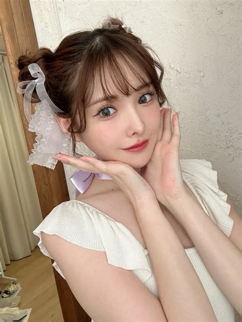 新ありな Arata Arina 当时她所属的事务所是arrows。 哔哩哔哩 0xu图库