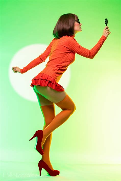 Velma Dinkley Cosplay By Daemon Donigan
