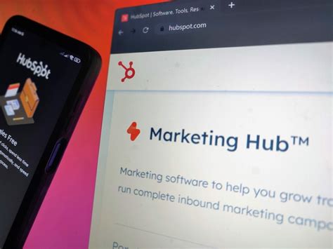 Leveraging Hubspot Analytics Farotech