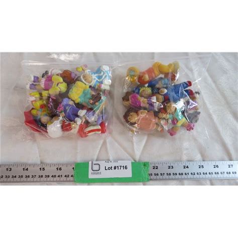 Assorted Cabbage Patch Plastic Dolls