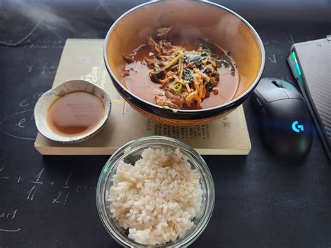 오늘 나랑 섹스하는 저년맨유팬 자유 에펨코리아