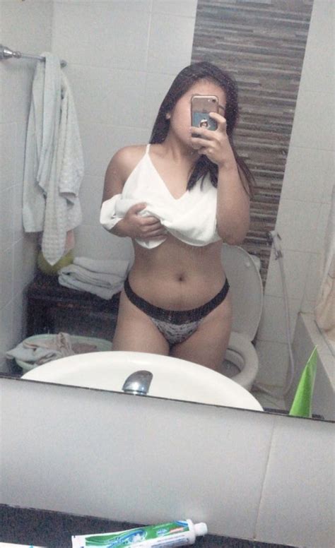 Nice Hot Filipina Amalop