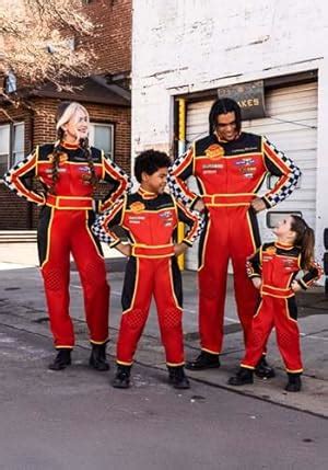 Disney And Pixar Cars Lightning Mcqueen Racecar Pit Crew
