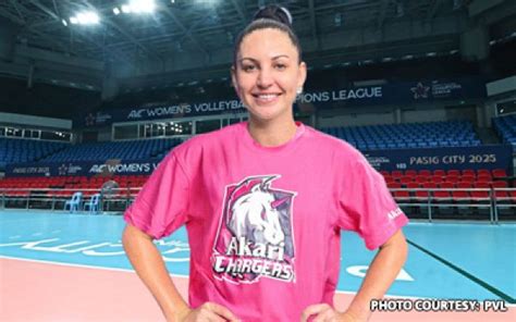 Annie Mitchem Akari Pinatalsik Farm Fresh