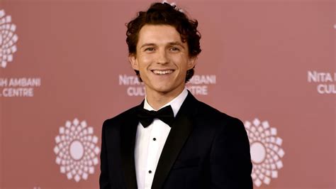 Er Gilt Jetzt Plötzlich Als Der Neue James Bond Favorit
