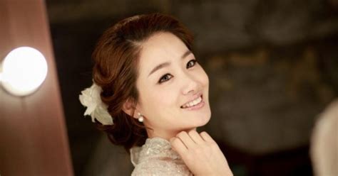 Obs 이자연 아나운서 11일 정형외과 의사와 결혼