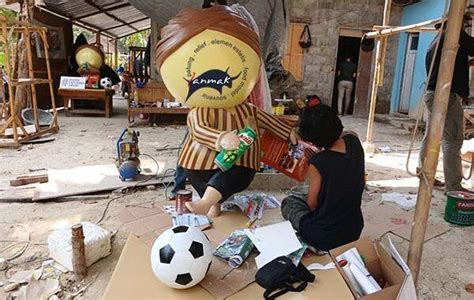 Proses Pembuatan Patung