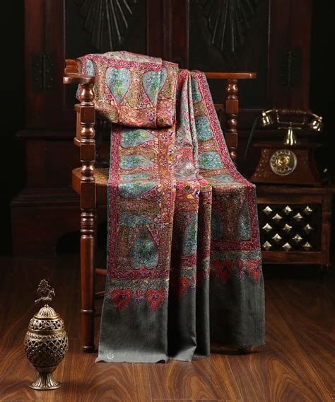 Traditional Multicolor Pashmina Shawl With Patterns Luxury Multicolor