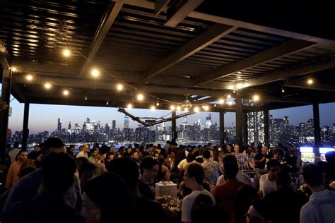 How To Host A Networking Event That Doesnt Suck
