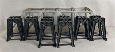 Group Of 15 Lionel O Scale Train Trestles And Bridge Matthew Bullock Auctioneers