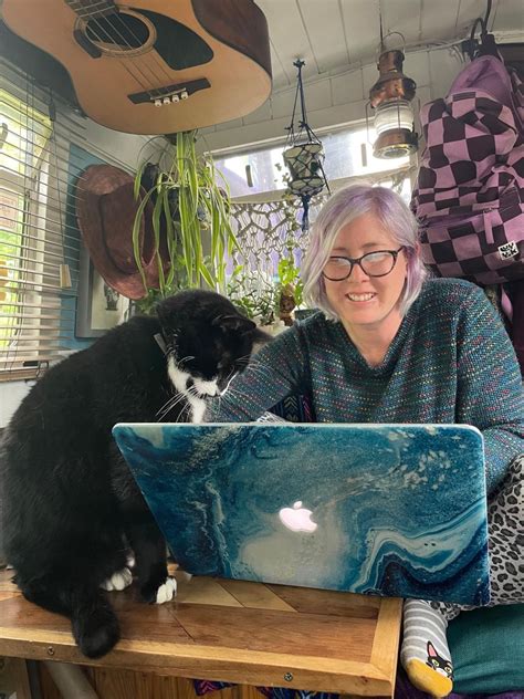 Katie Ruby Miller On Linkedin Catsoflinkedin Wfh Selfemployed Idratherspendtimewithmycats