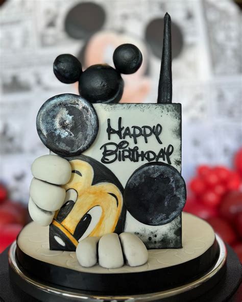 15 Mickey Mouse Birthday Cakes That Are Almost Too Cute To Eat