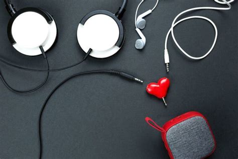 Why Do My Headphones Keep Disconnecting Common Reasons Solutions Headphonesty