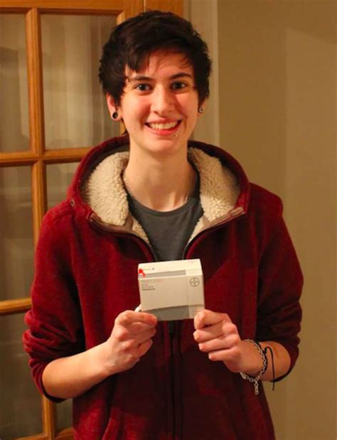 Trans Teen Documents 3 Year Transformation Into A Man 20 Pics Video
