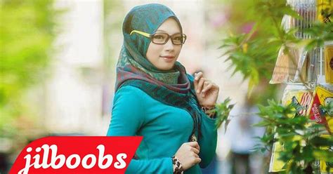 Terbaru 21 Jilbab Pake Baju Ketat