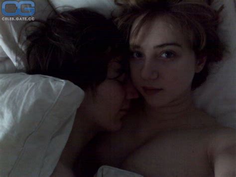Zoe Kazan Nude Pictures Onlyfans Leaks Playbabe Photos Sex Scene Uncensored